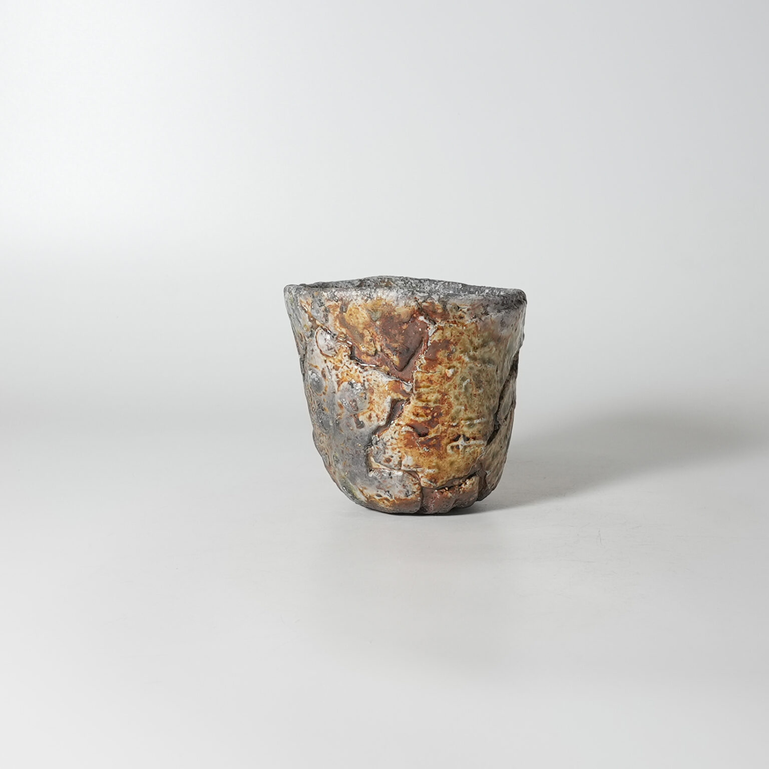Gallery Sentou | We deliver Japanese traditional pottery to the world.