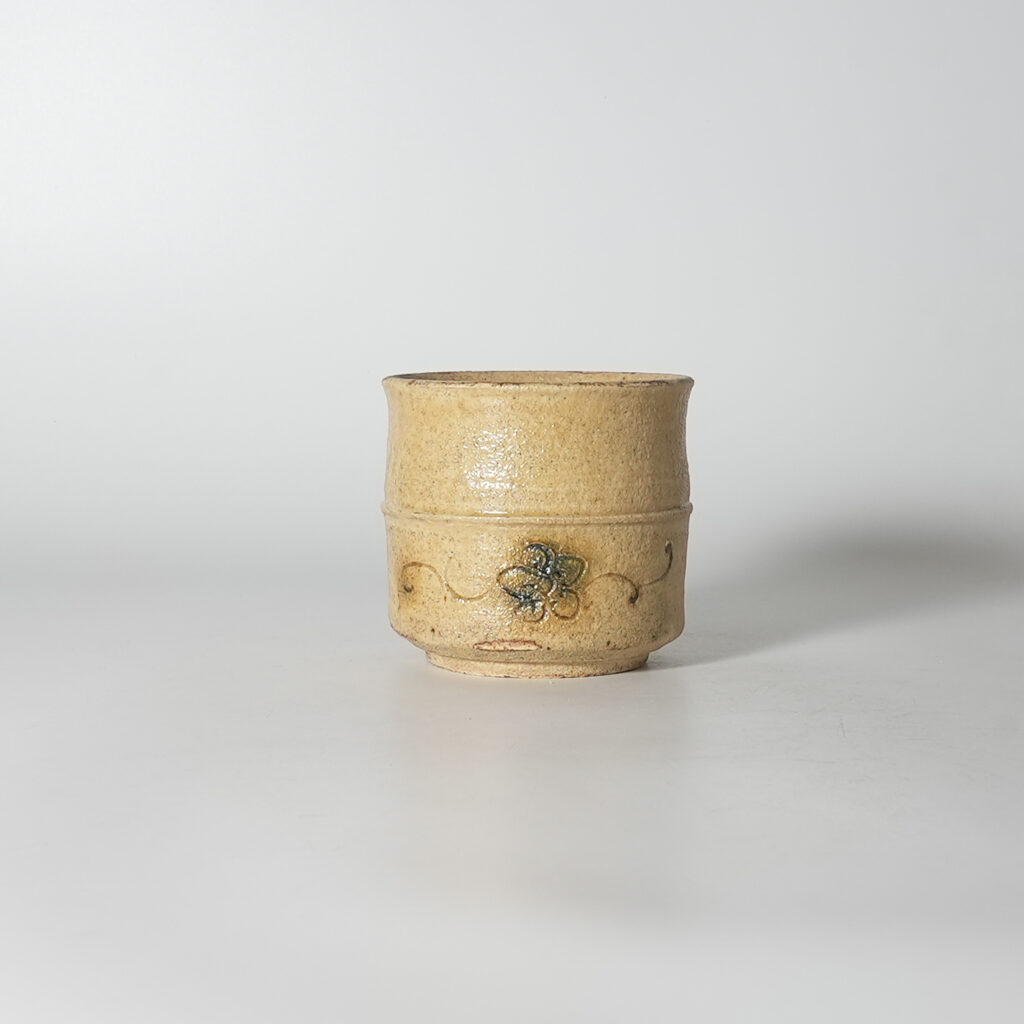 Gallery Sentou | We deliver Japanese traditional pottery to the world.